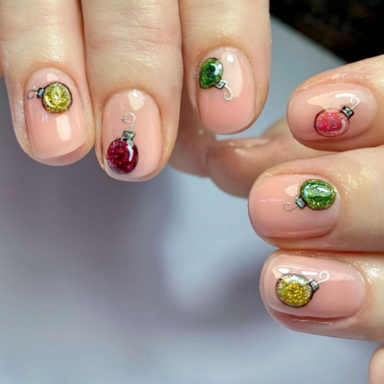 45 Christmas Nails for Festive Holiday Ideas this Winter