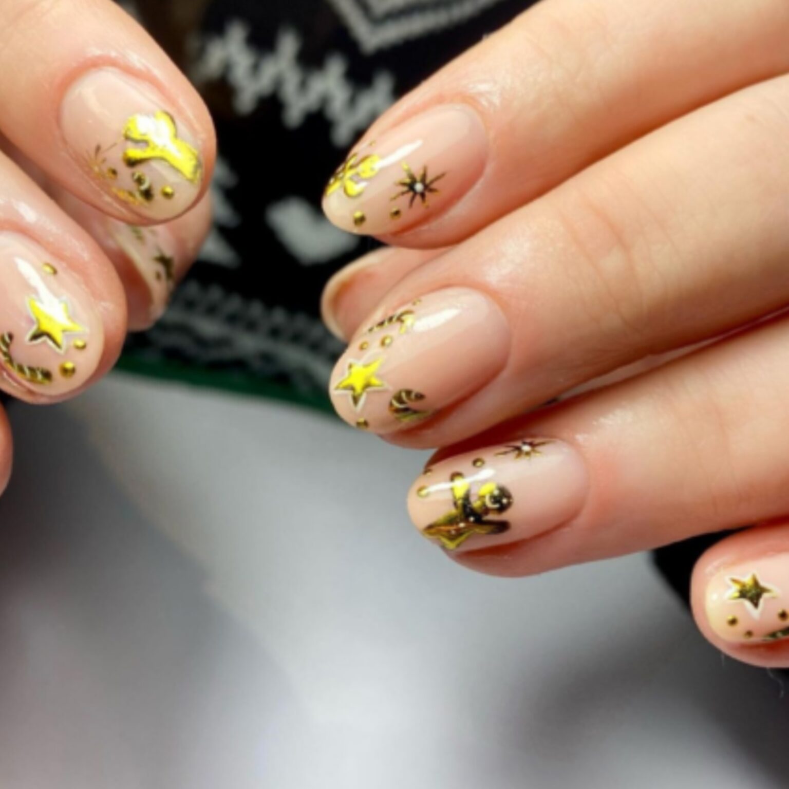 45 Christmas Nails for Festive Holiday Ideas this Winter