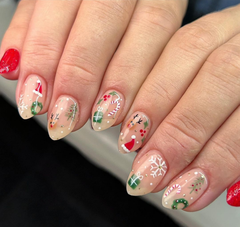 45 Christmas Nails for Festive Holiday Ideas this Winter